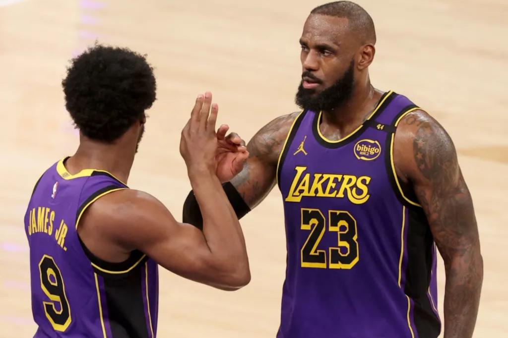Bronny와 LeBron James Show - KJT뉴스